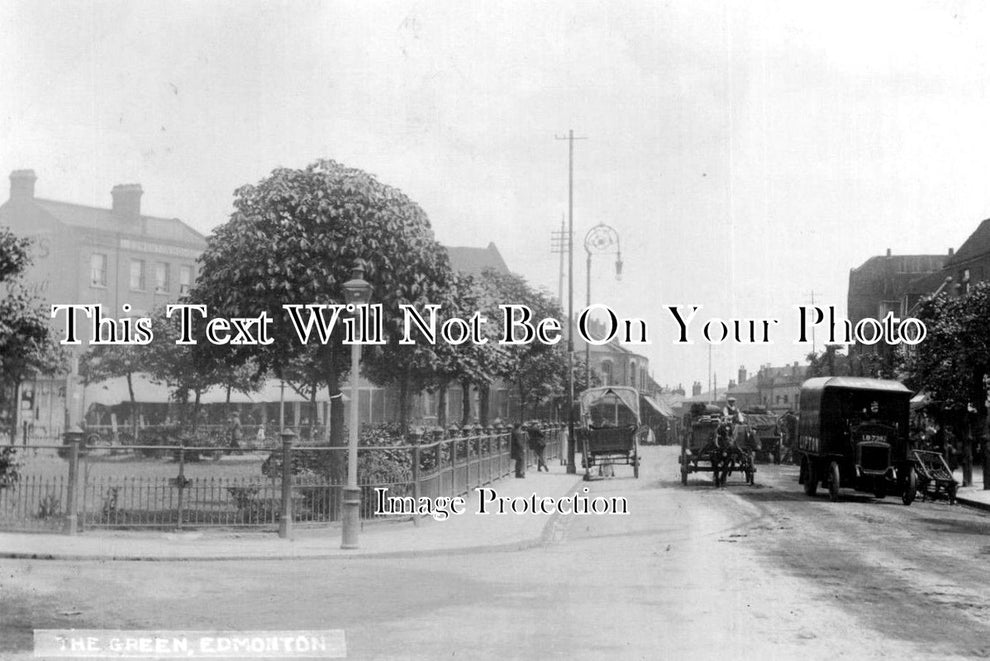 LO 1048 - The Green, Edmonton, London – JB Archive