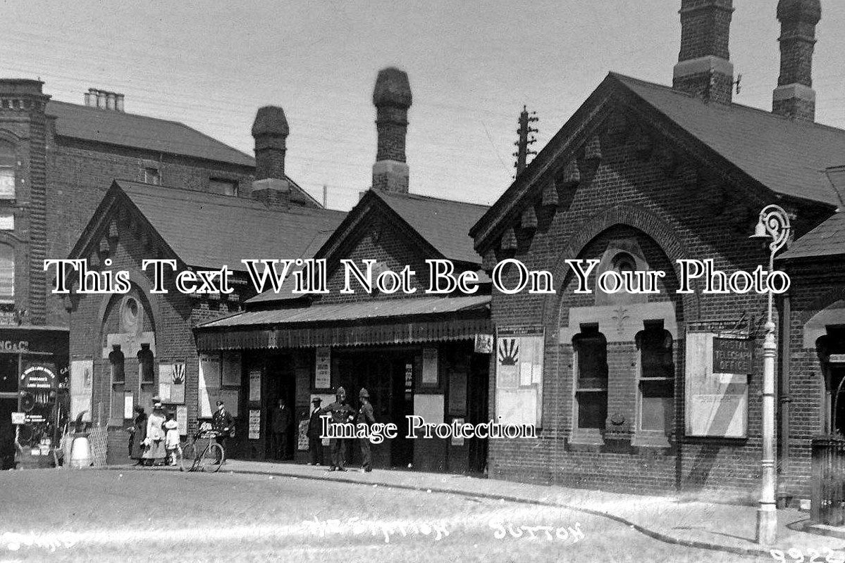LO 1158 - Sutton Railway Station, London – JB Archive