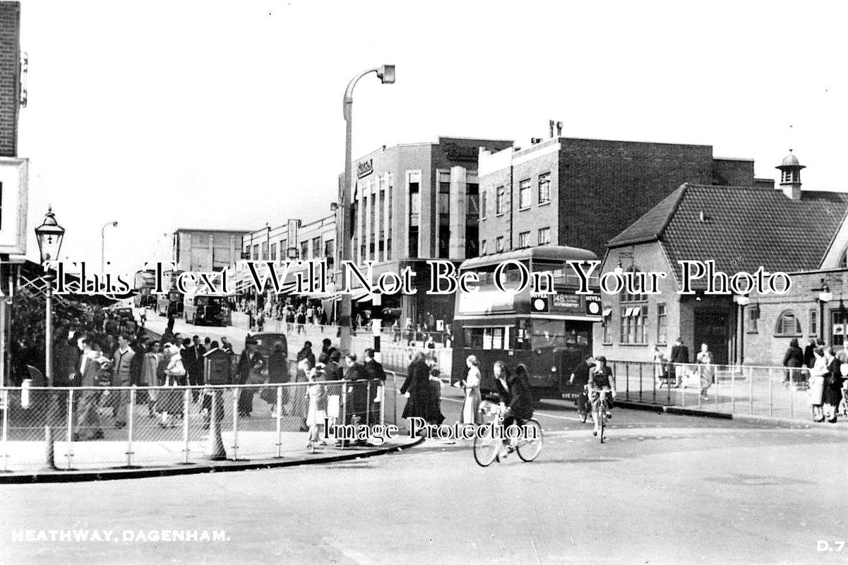 LO 1833 - Heathway, Dagenham, London – JB Archive