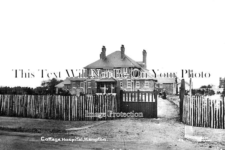 LO 2964 - Cottage Hospital, Hampton, Middlesex, London c1913 – JB Archive