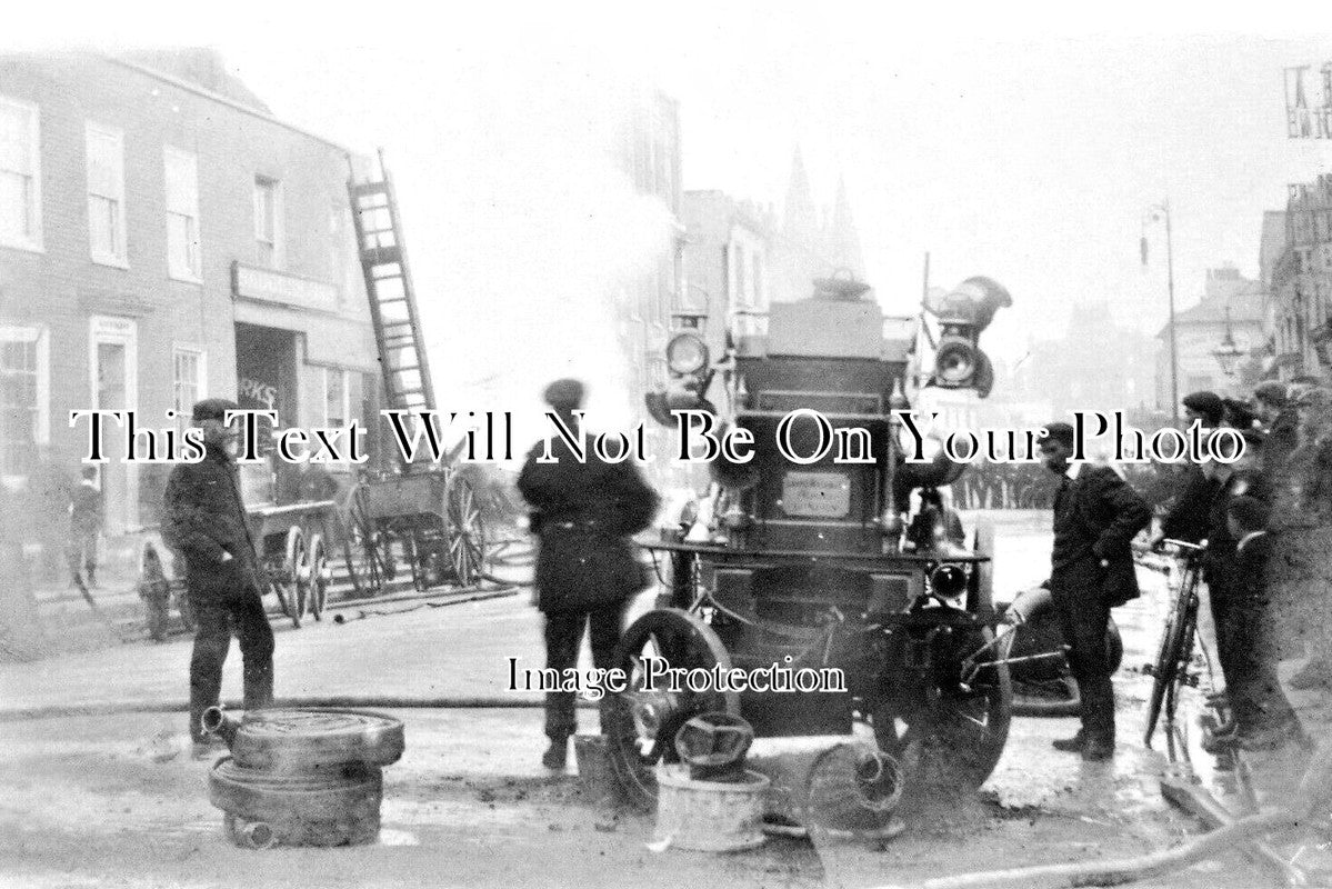 LO 3849 - Fire Brigade, High Street, Barnet, London – JB Archive