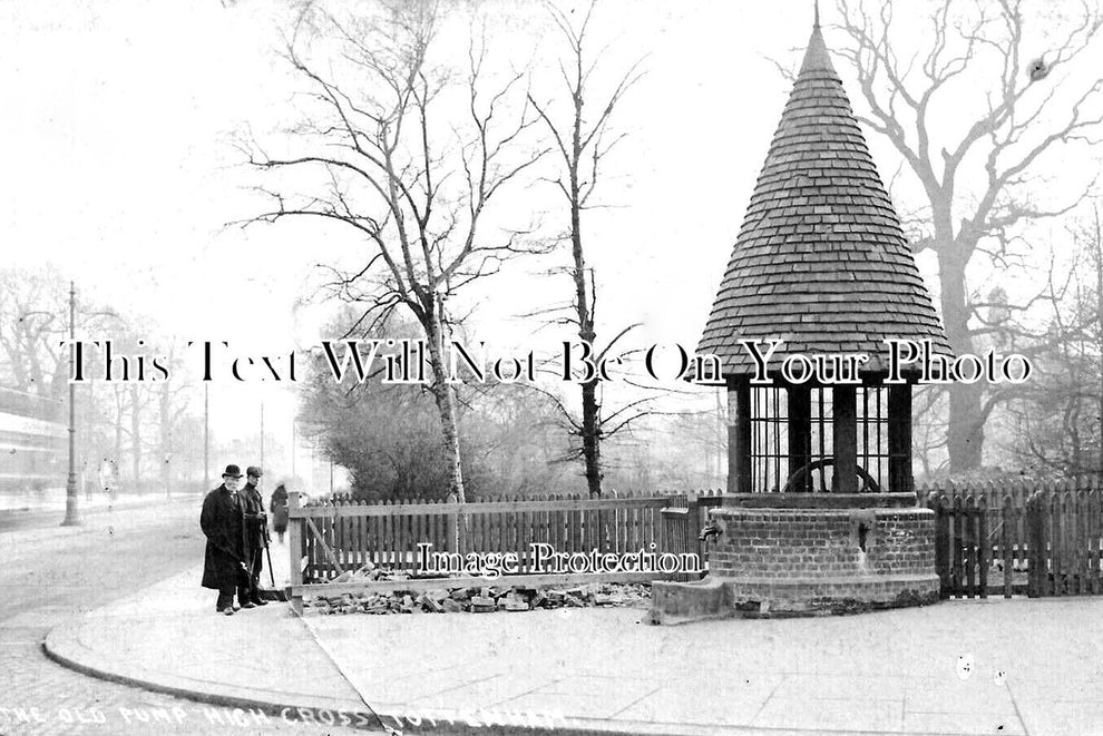 LO 4375 - Old Pump, High Cross, Tottenham, London – JB Archive
