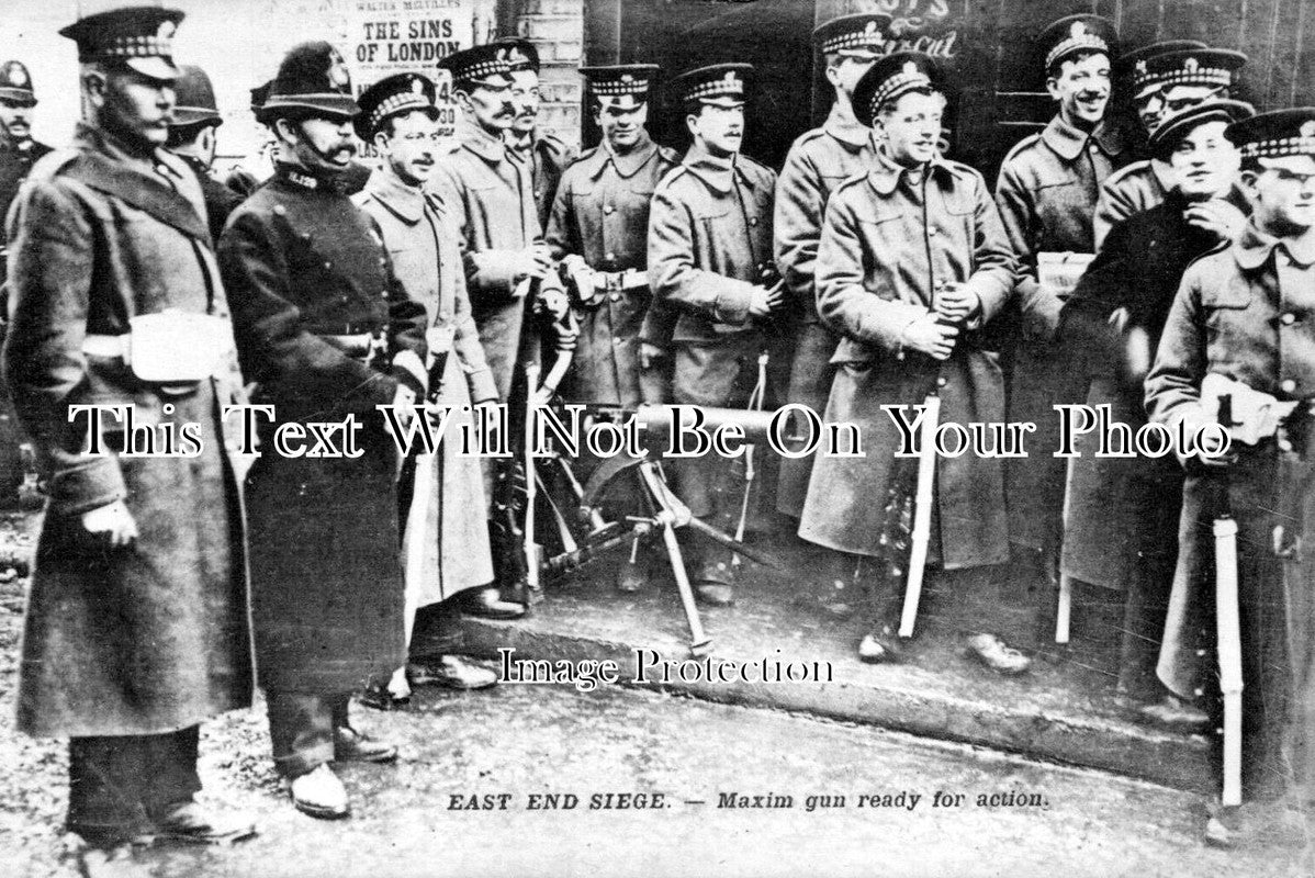 LO 5436 - East End Siege, Sidney Street, Stepney, London – JB Archive