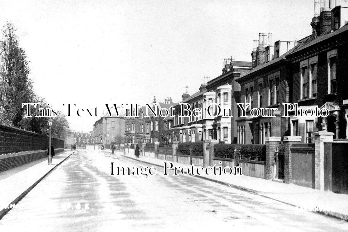 LO 6241 - Knatchbull Road, Camberwell, London – JB Archive