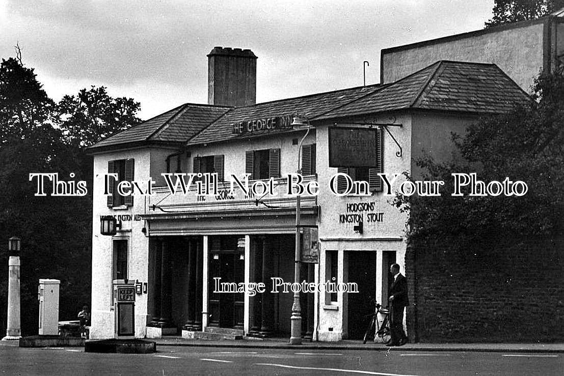 LO 64 - George Inn Pub, Morden, London – JB Archive