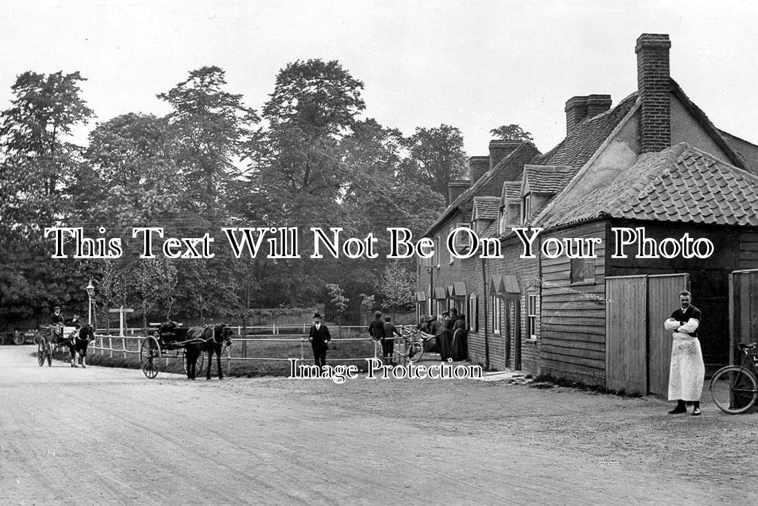 London - Old Photos of Ealing – JB Archive