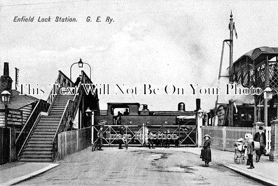 MI 32 - Enfield Lock Station, Middlesex – JB Archive