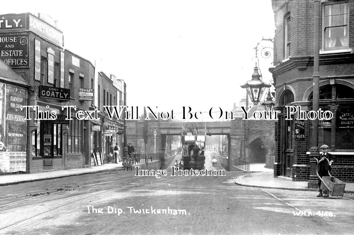 MI 979 - The Dip, Twickenham, Middlesex – JB Archive