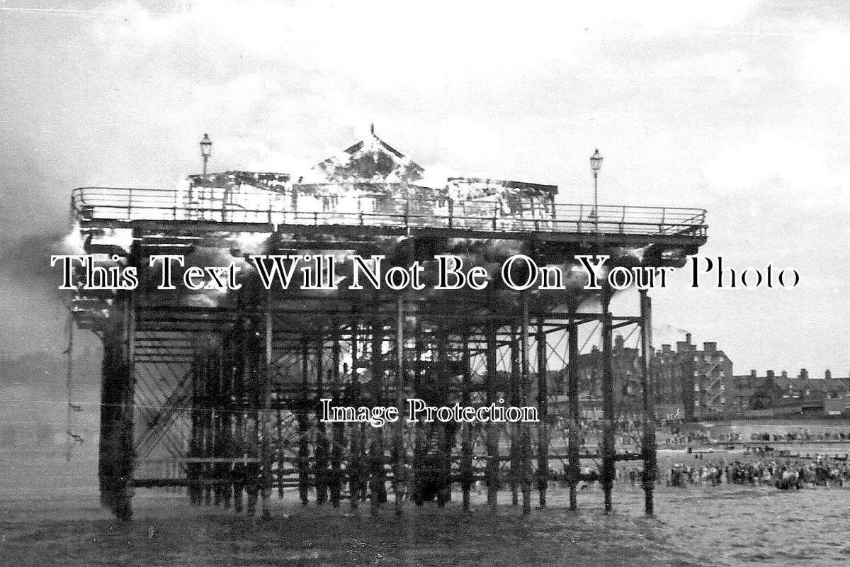 NF 1187 - Hunstanton Pier On Fire, Norfolk – JB Archive