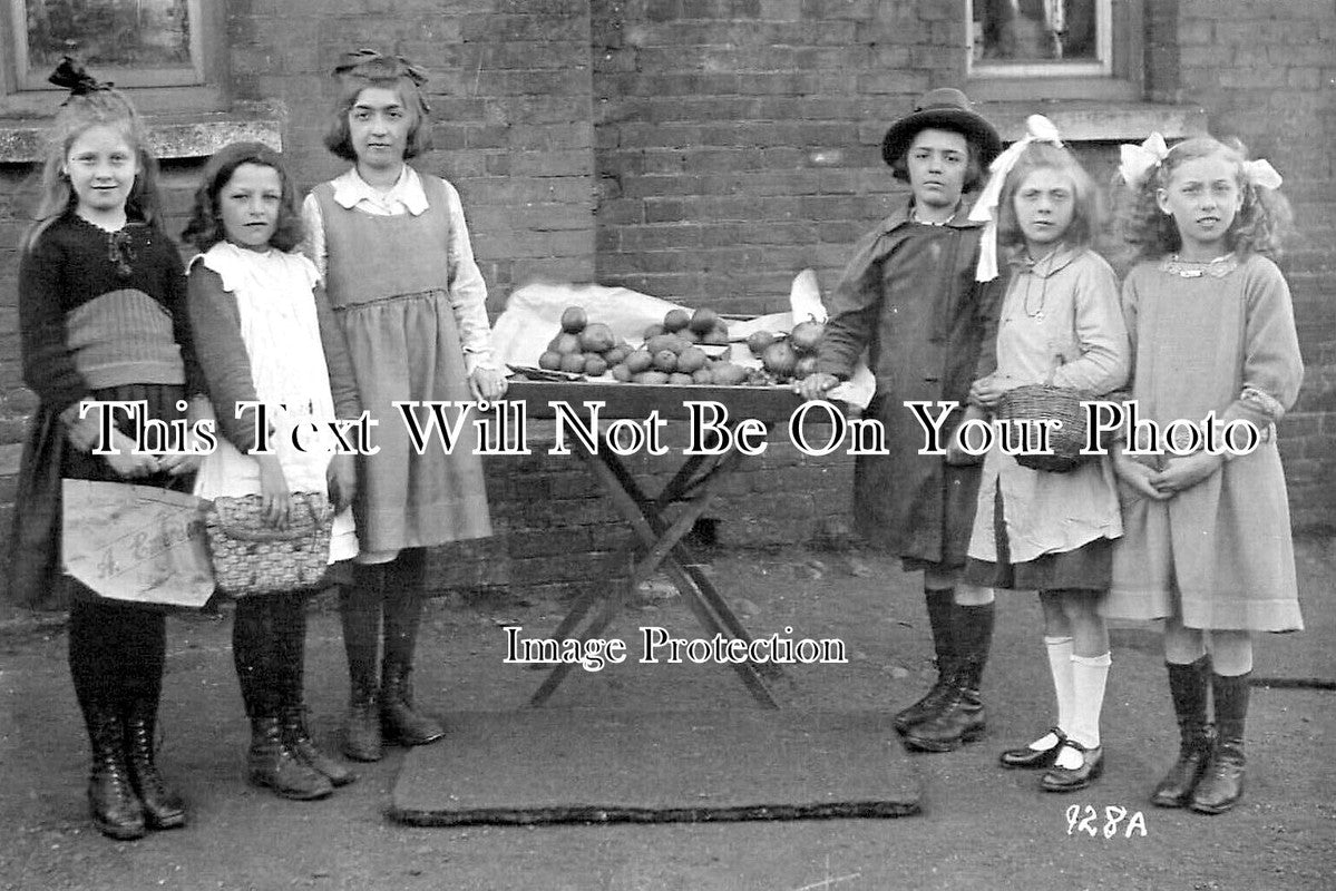 NF 2666 - West Raynham School Children, Norfolk – JB Archive