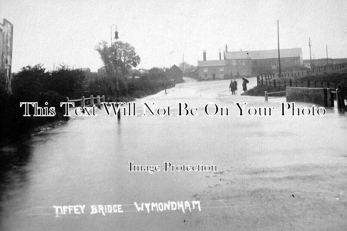 NF 4470 - Tiffey Bridge, Wymondham, Norfolk – JB Archive