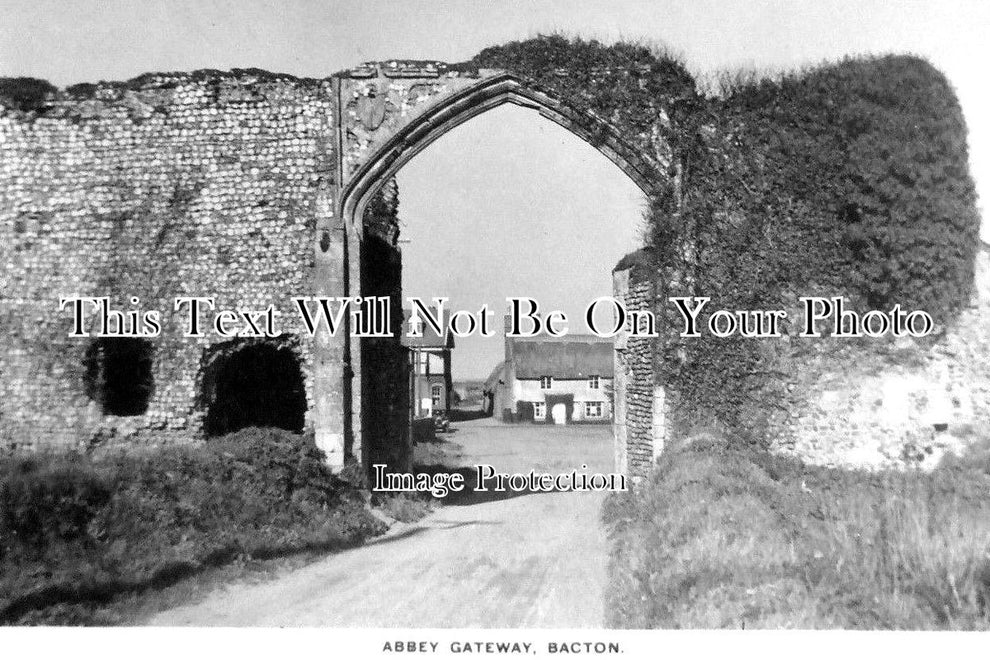 NF 798 - Abbey Gateway, Bacton, Norfolk c1925 – JB Archive