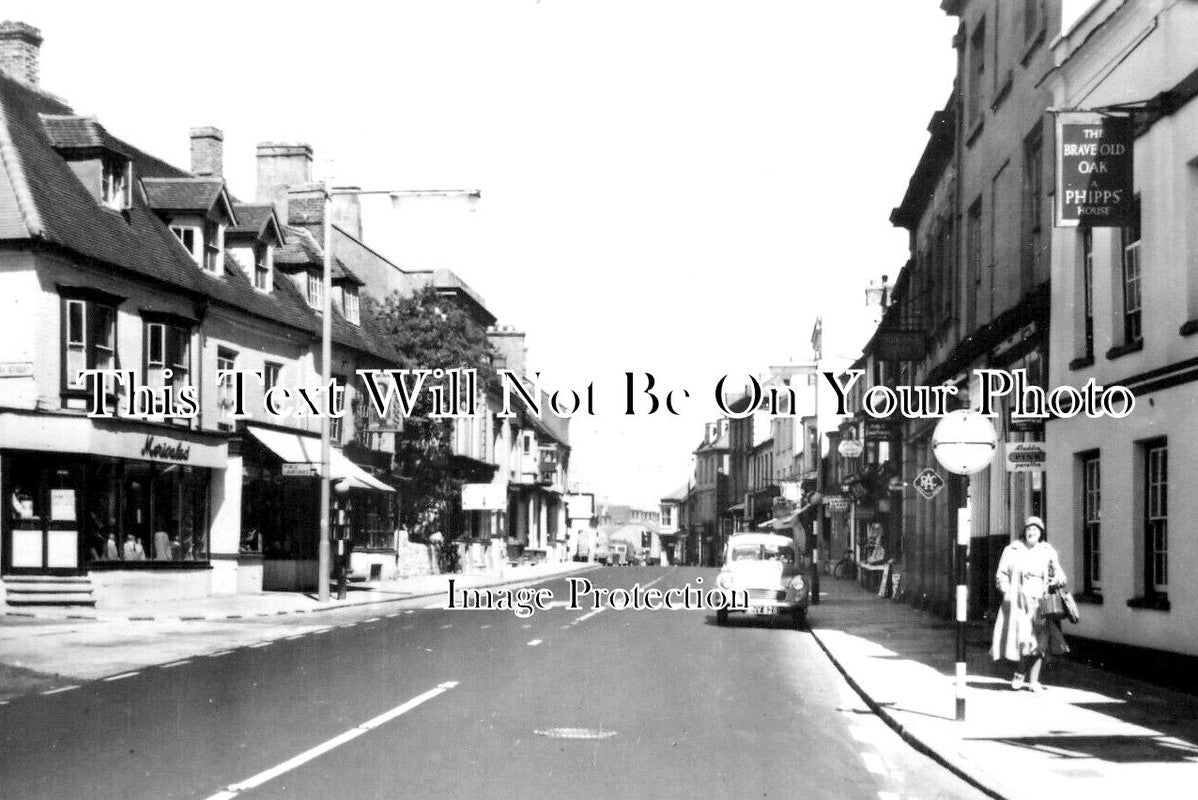 NH 1535 - Watling Street, Towcester, Northamptonshire – JB Archive