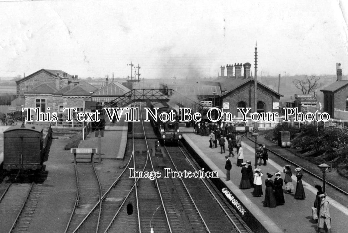 NH 315 - Ormskirk Railway Station, Northamptonshire c1904 – JB Archive