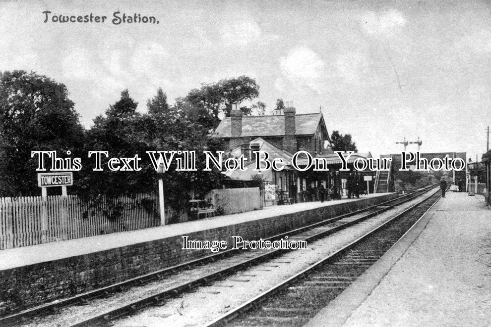 NH 336 - Towcester Railway Station, Northamptonshire – JB Archive