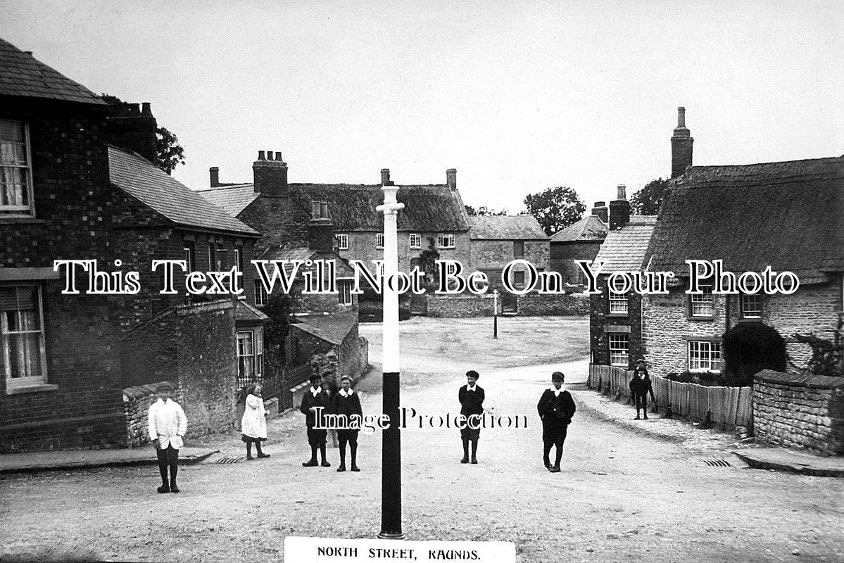 NH 39 - North Street, Raunds, Northamptonshire – JB Archive