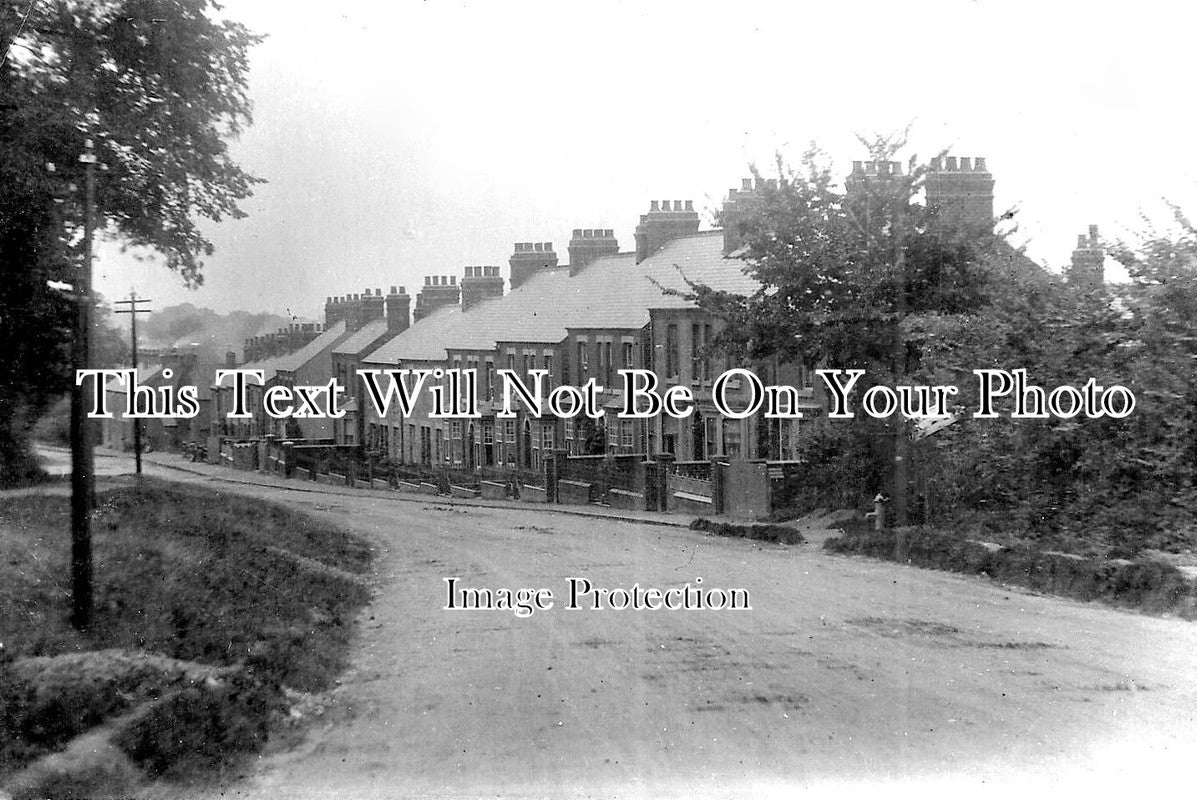 NH 704 - Main Road, Wilby, Northamptonshire – JB Archive