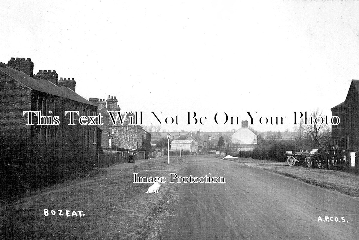 NH 717 - Main Street, Bozeat, Northamptonshire c1920 – JB Archive