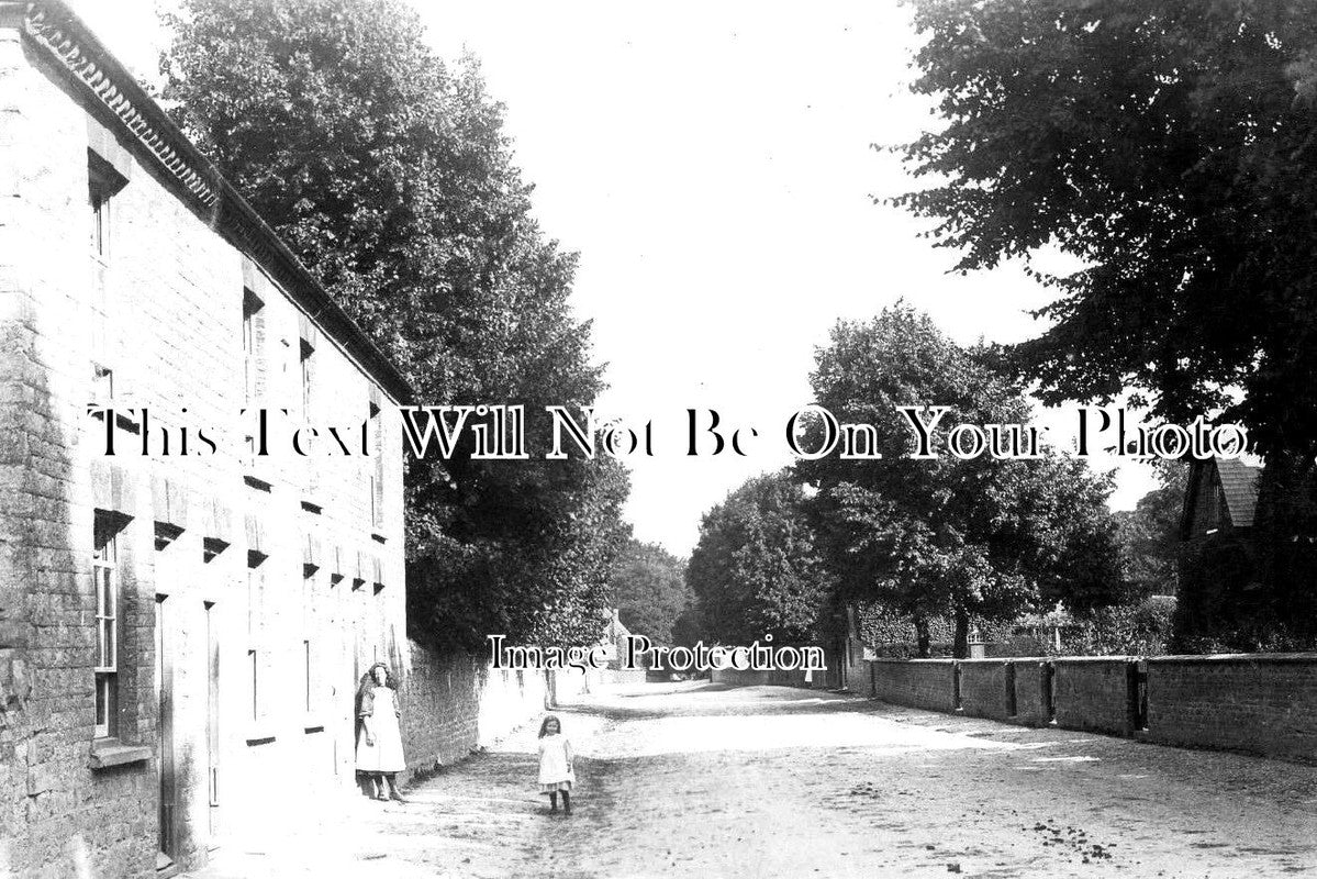 NH 930 - Potterspury, Northamptonshire c1910 – JB Archive