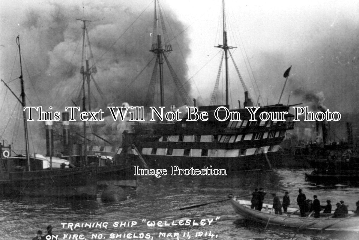 NO 340 - Training Ship HMS 'Wellesley' On Fire, North Shields, Northum ...