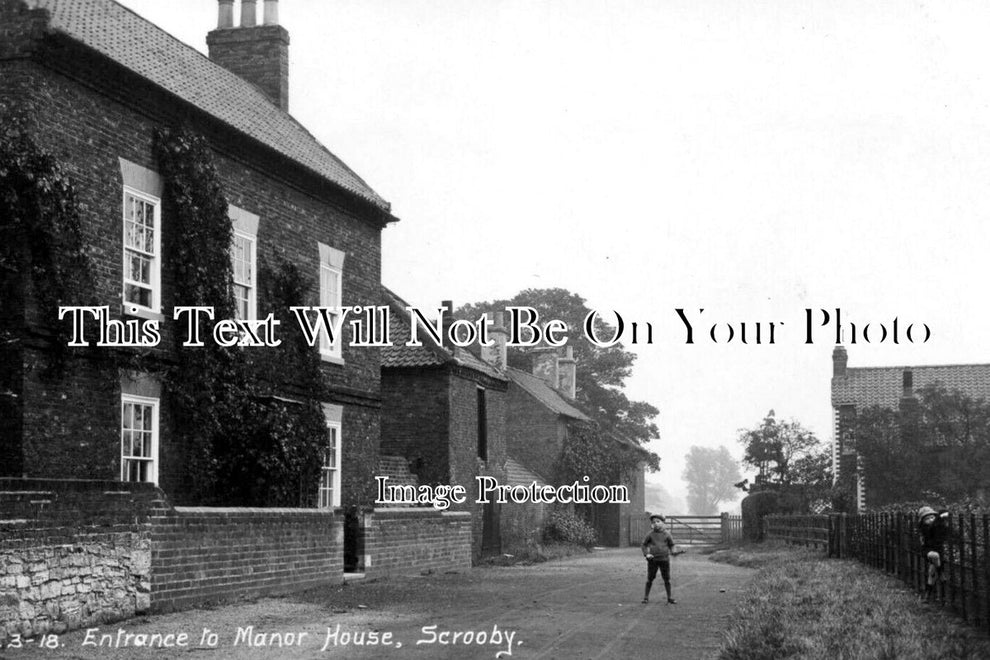NT 1086 - Entrance To Manor House, Scrooby, Nottinghamshire – JB Archive