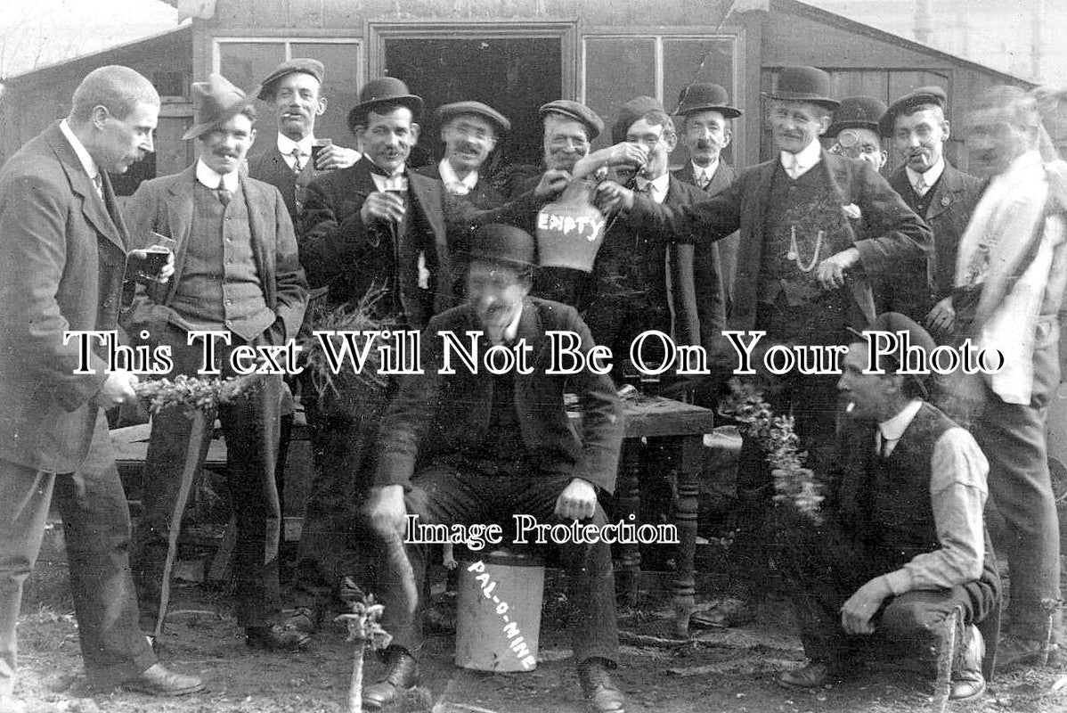 NT 1437 - Jolly Higglers Pub Regulars, Ilkeston Road, Nottingham, Nott ...