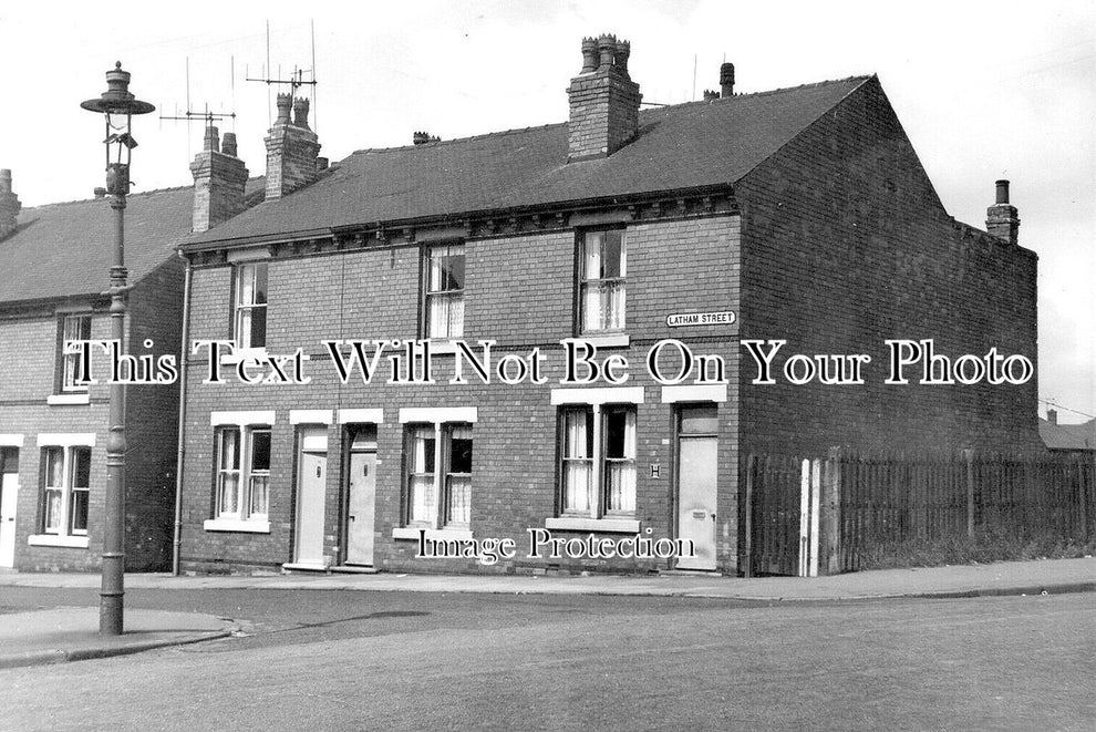 NT 1825 - Latham Street, Bulwell, Nottingham, Nottinghamshire – JB Archive