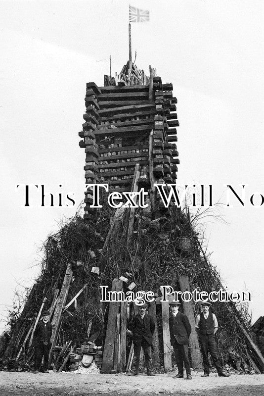 NT 480 - Mapperley Brickworks Coronation Bonfire, Nottingham, Nottingh ...