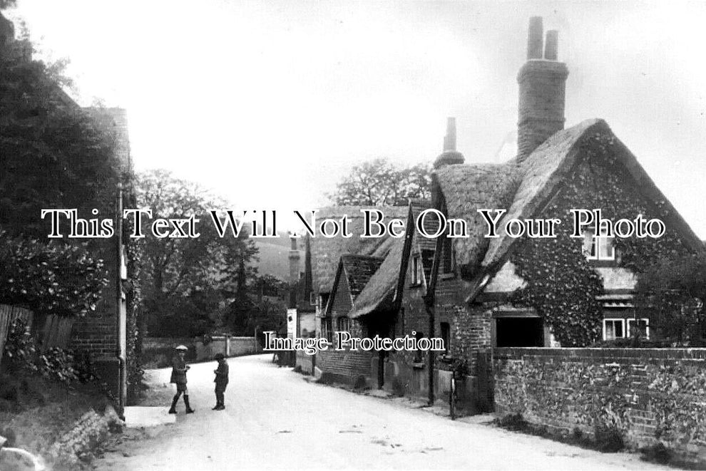 OX 1090 - Goring, Oxfordshire – JB Archive