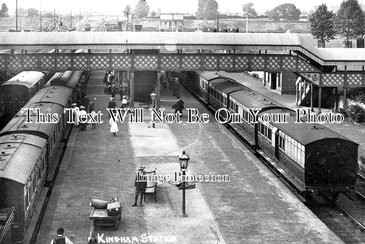 OX 1204 - Kingham Railway Station, Oxfordshire – JB Archive