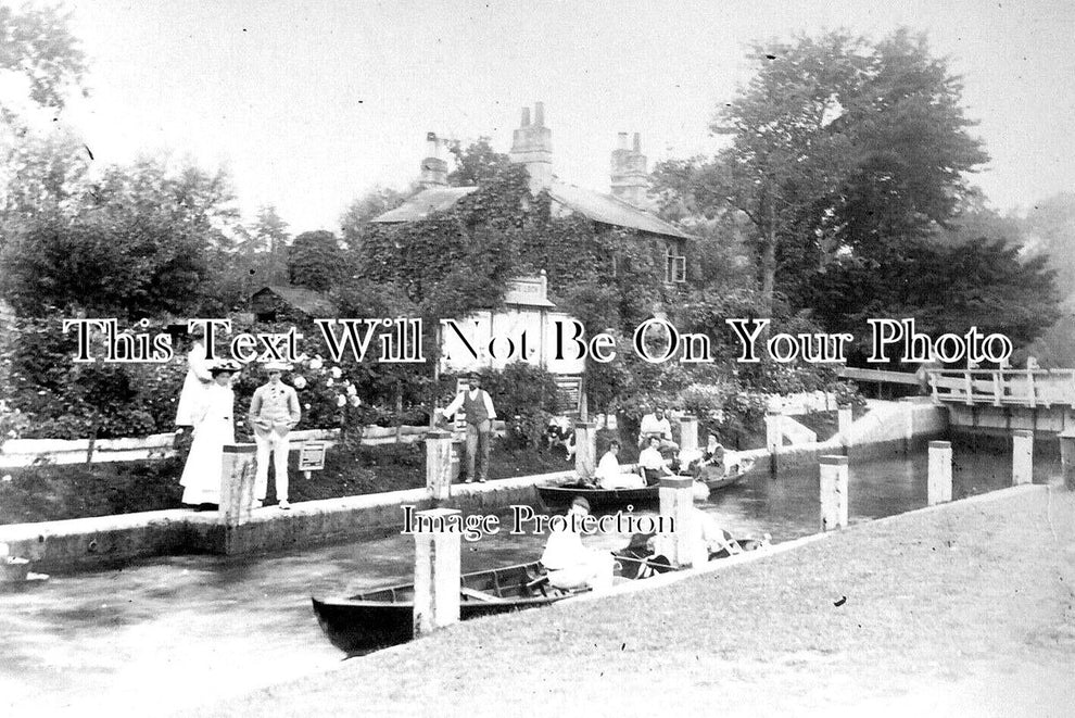 OX 1570 - Cleeve Lock, Oxfordshire – JB Archive