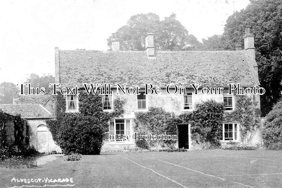 OX 533 - The Vicarage, Alvescot, Oxfordshire – JB Archive
