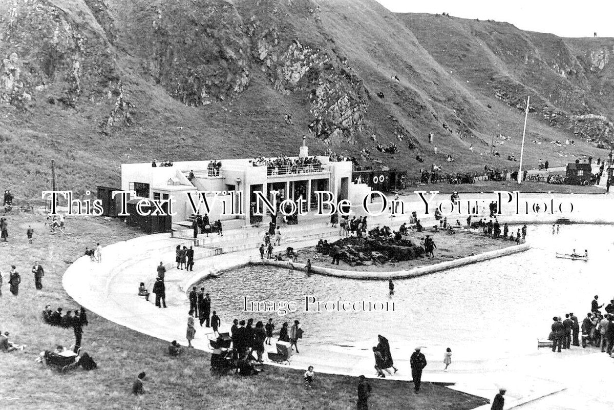 SC 1212 - The Boating Pool Tarlair, Macduff, Scotland – JB Archive