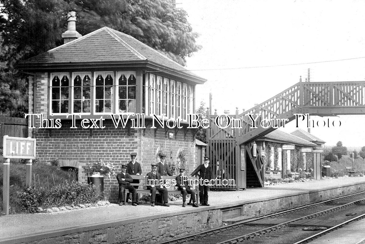 SC 2200 - Liff Railway Station, Scotland – JB Archive