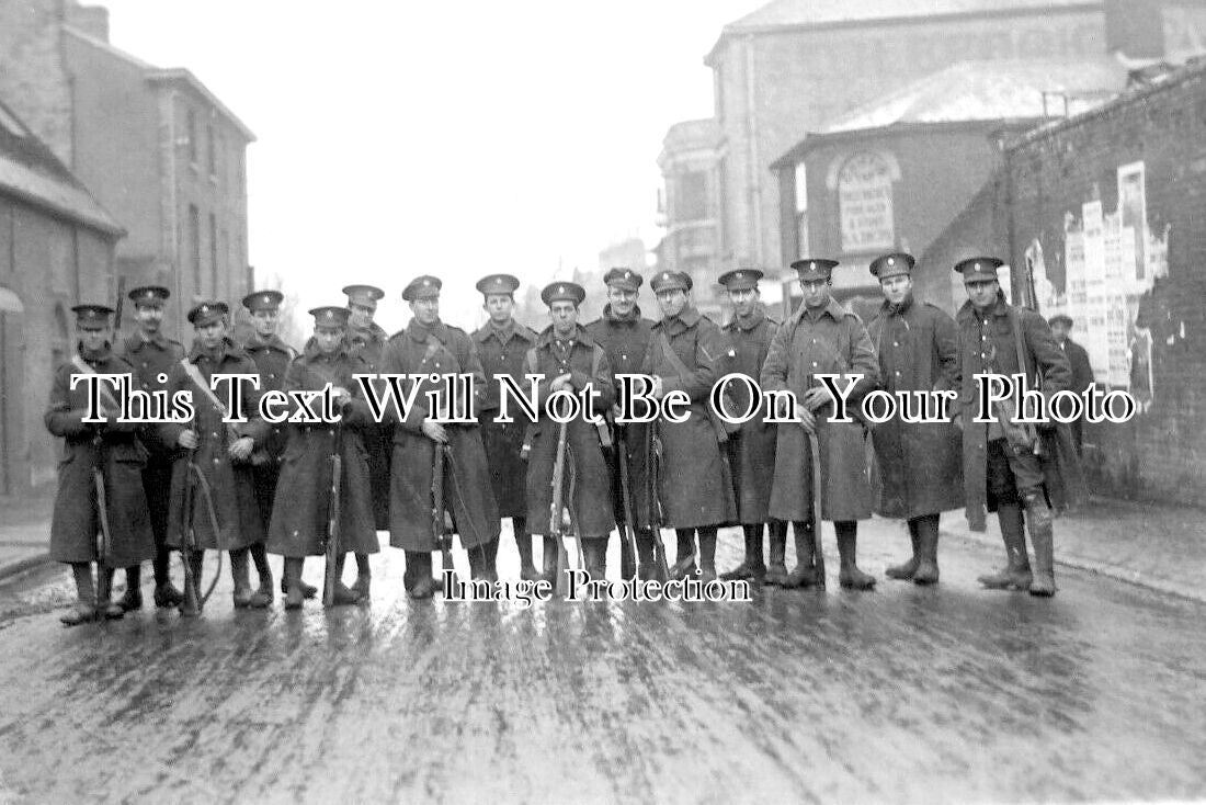 SF 3259 - Soldiers In Bury St Edmunds, Suffolk – JB Archive