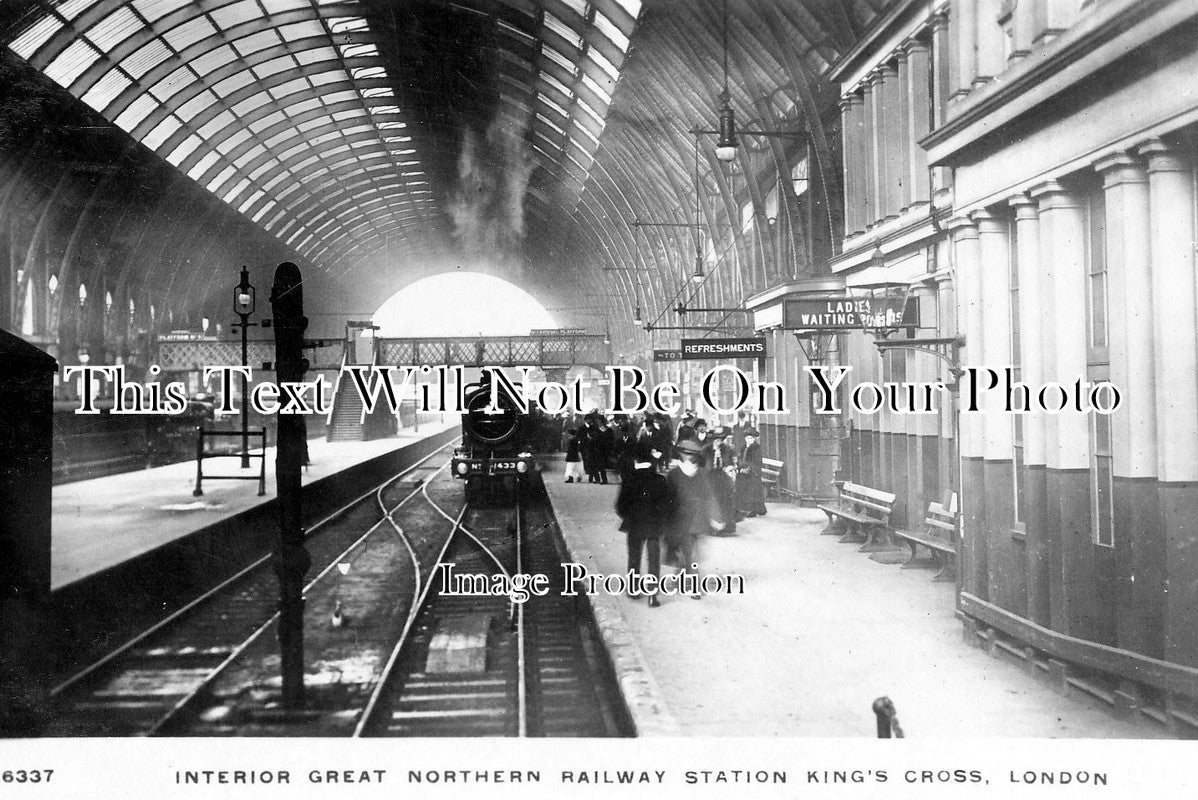 SP 522 - Kings Cross Railway Station, London – JB Archive