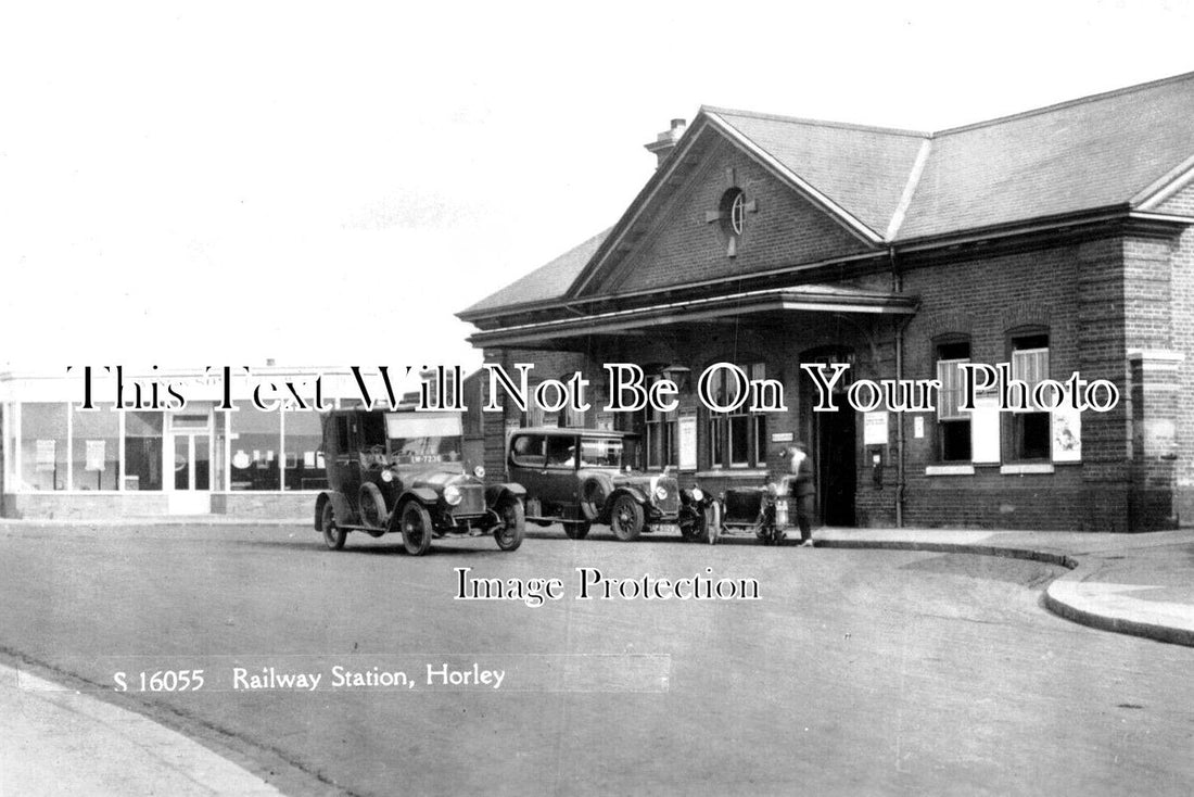 SU 2507 - Horley Railway Station, Surrey – JB Archive