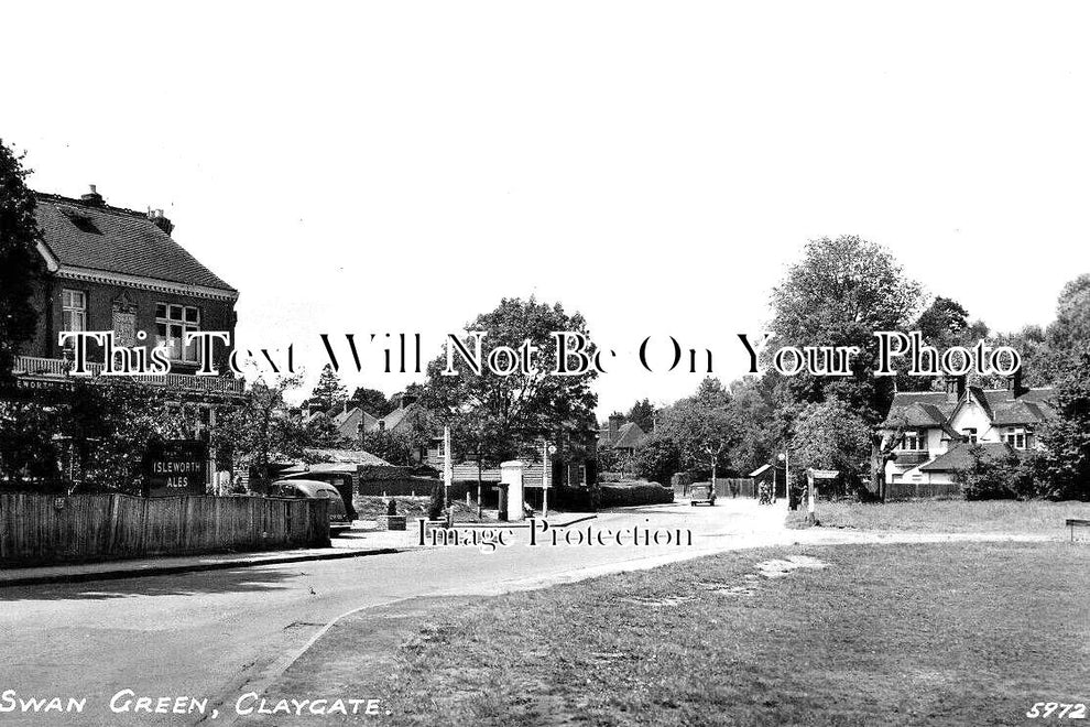 SU 3317 - Red Lane & The Swan Inn Pub, Swan Green, Claygate, Surrey ...