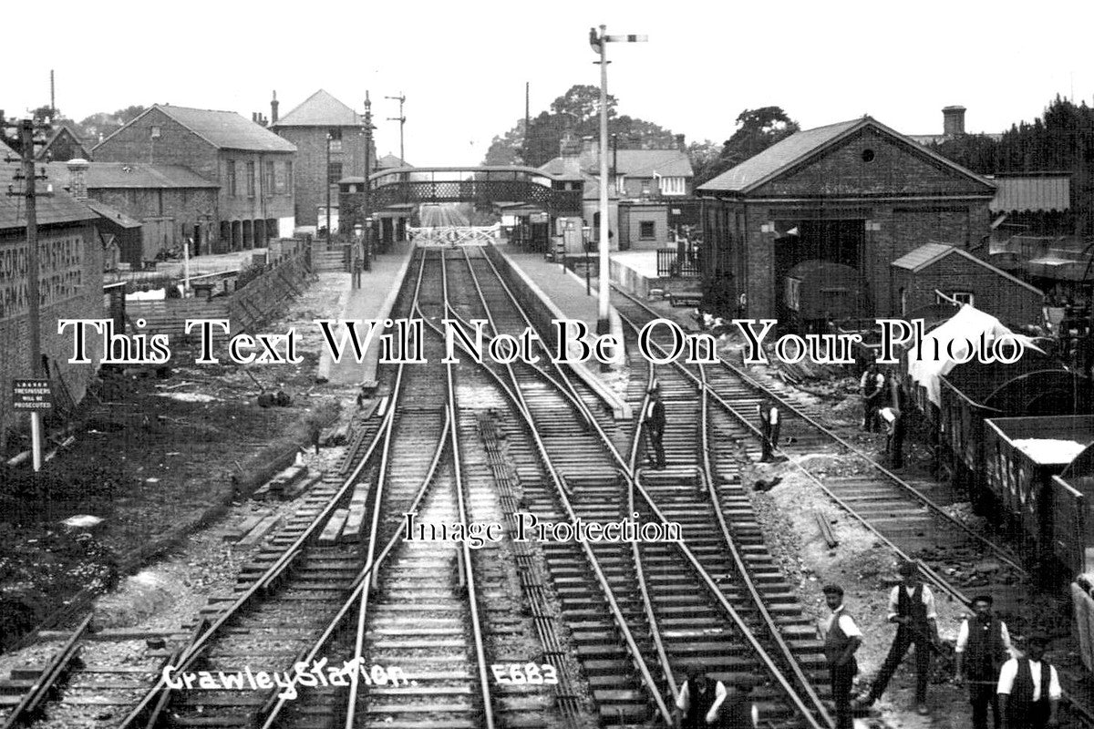 SX 1318 - Crawley Railway Station, Sussex – JB Archive