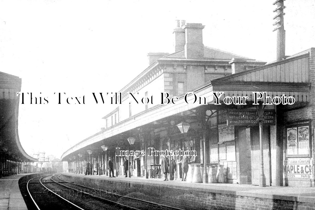 SX 1324 - Chichester Railway Station, Sussex – JB Archive