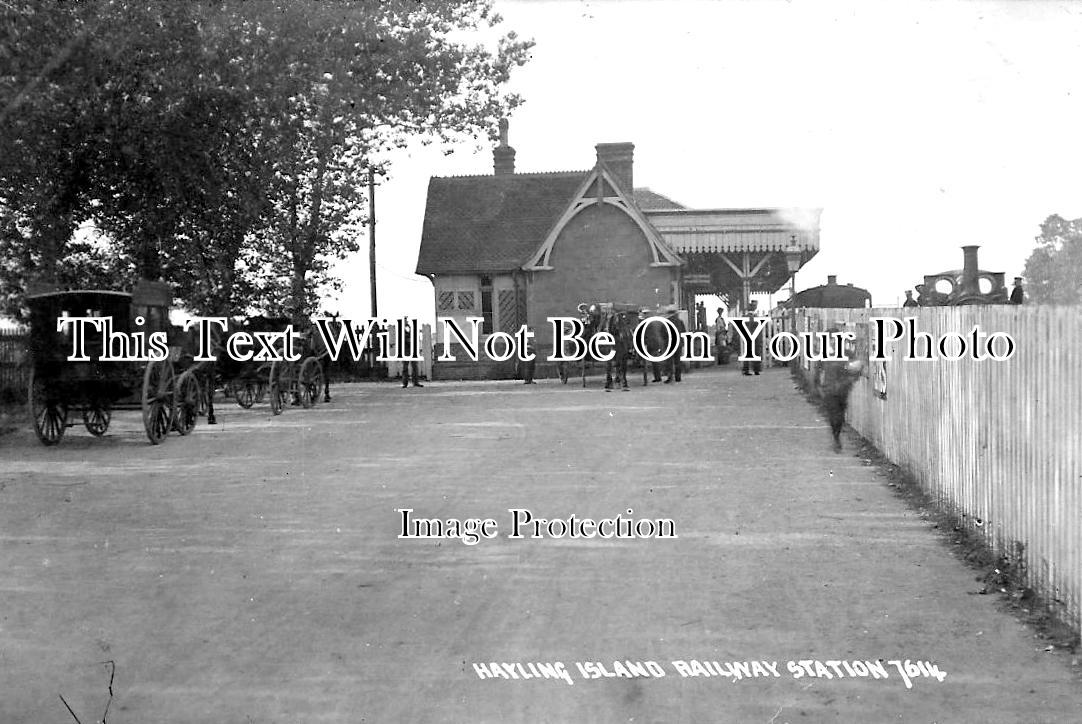 SX 2739 - Hayling Island Railway Station, Sussex – JB Archive