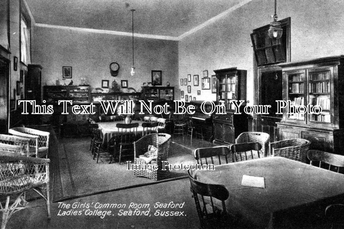 SX 314 - Girls Common Room, Seaford Ladies College, Sussex – JB Archive