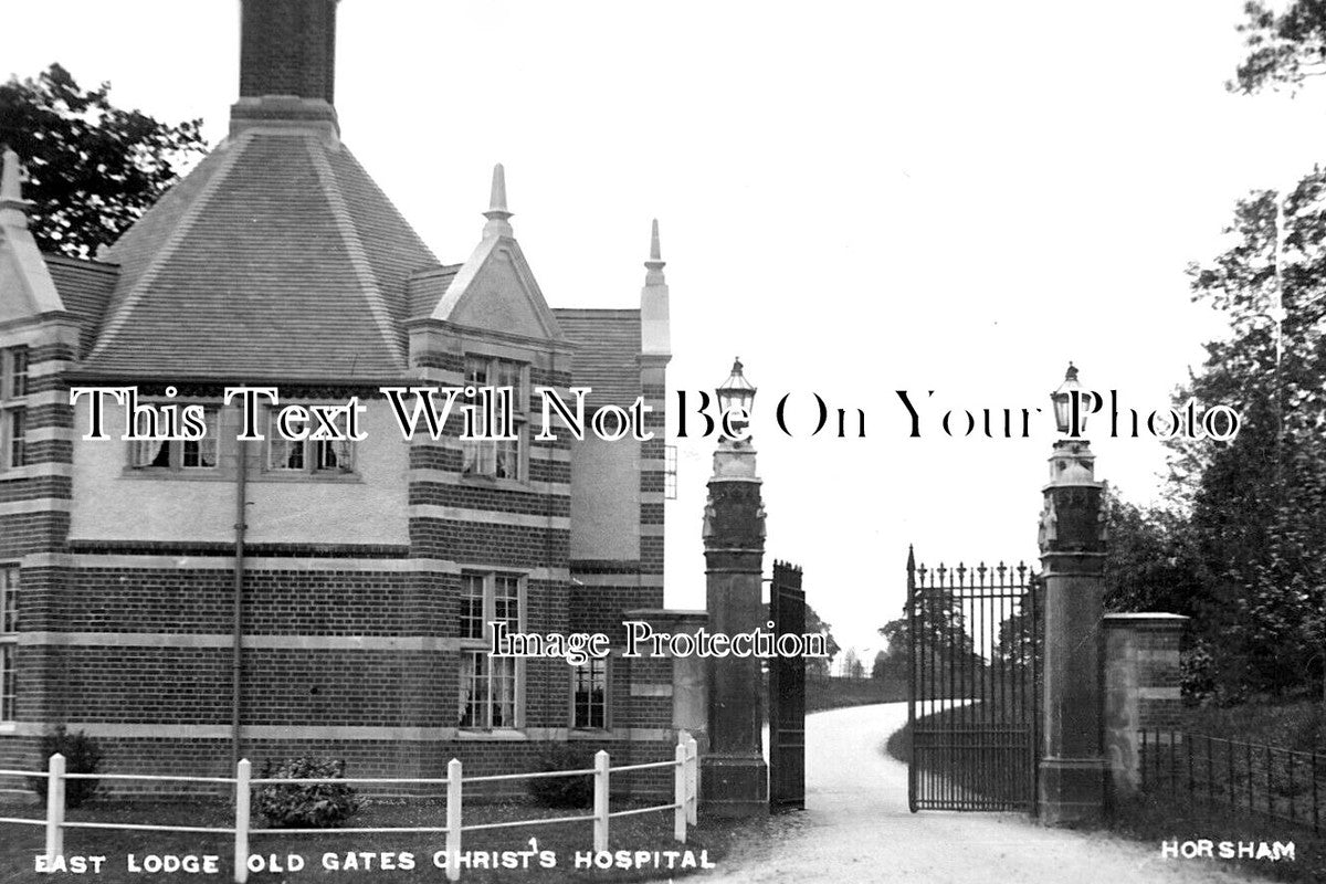 SX 3300 - East Lodge Old Gates, Christs Hospital, Horsham, Sussex 1914 ...