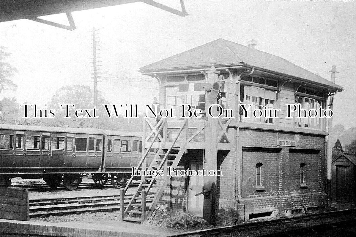 SX 3849 - South Croydon Railway Signal Box – JB Archive