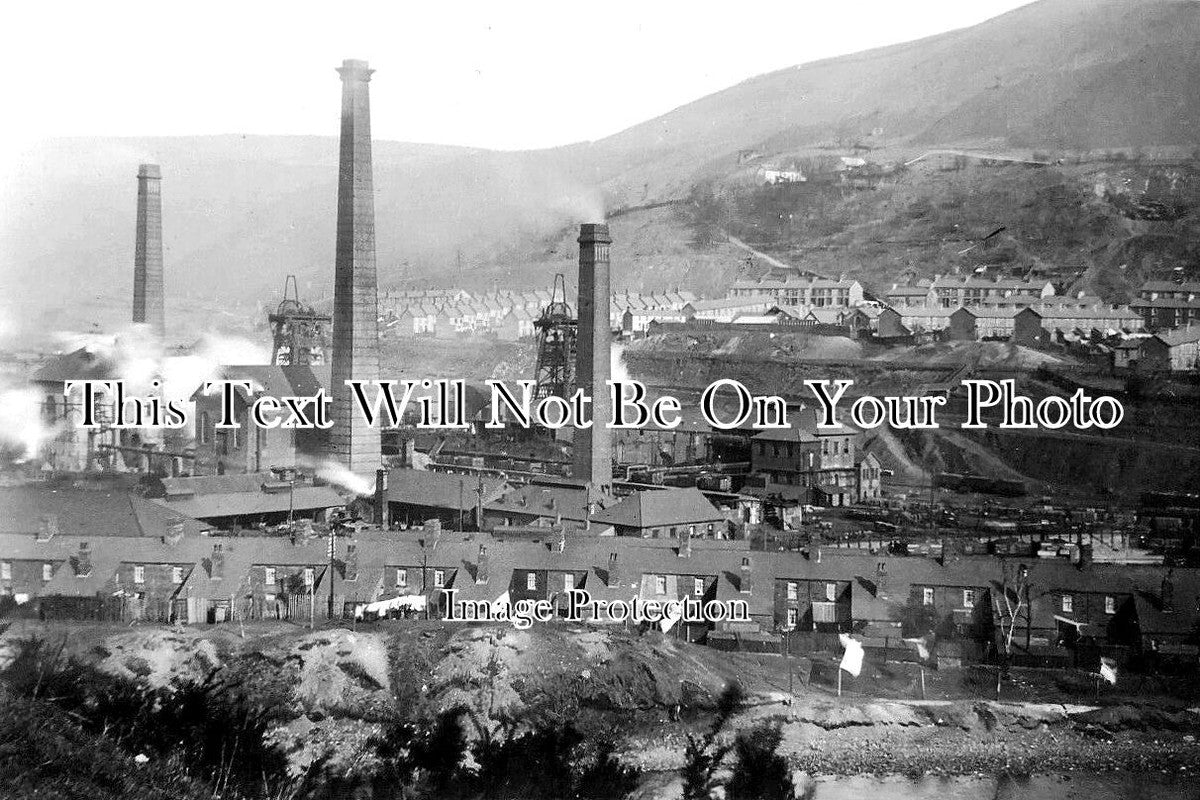 WL 160 - Colliery & Merthyr Vale, Aberfan, Wales – JB Archive