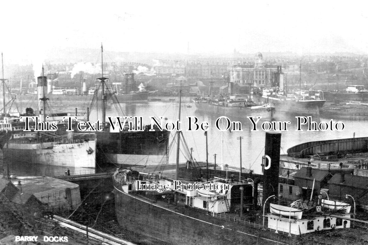 WL 1833 - Barry Docks, Wales – JB Archive