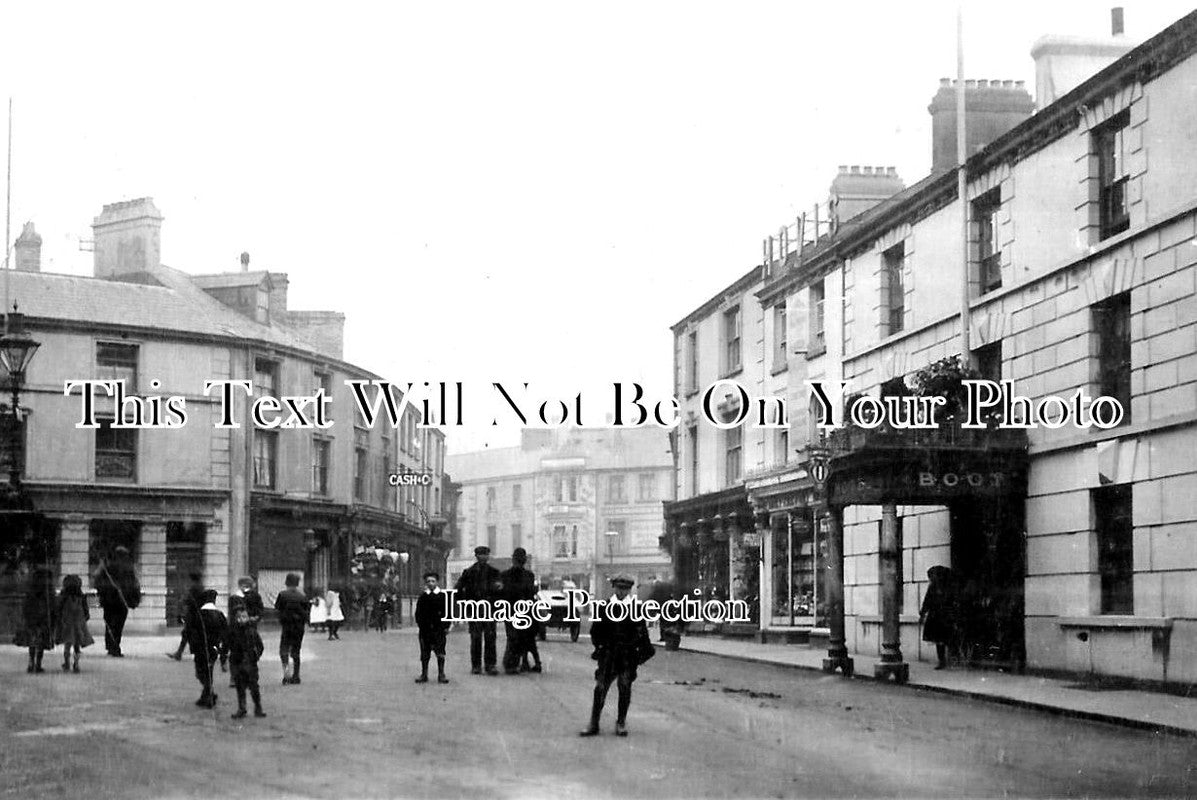 WL 1939 - Cardiff Street, Aberdare, Wales – JB Archive