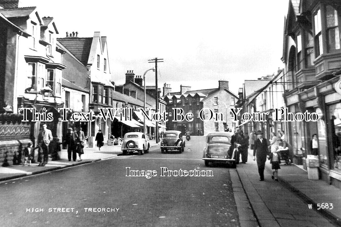 WL 531 - High Street, Treorchy, Wales – JB Archive