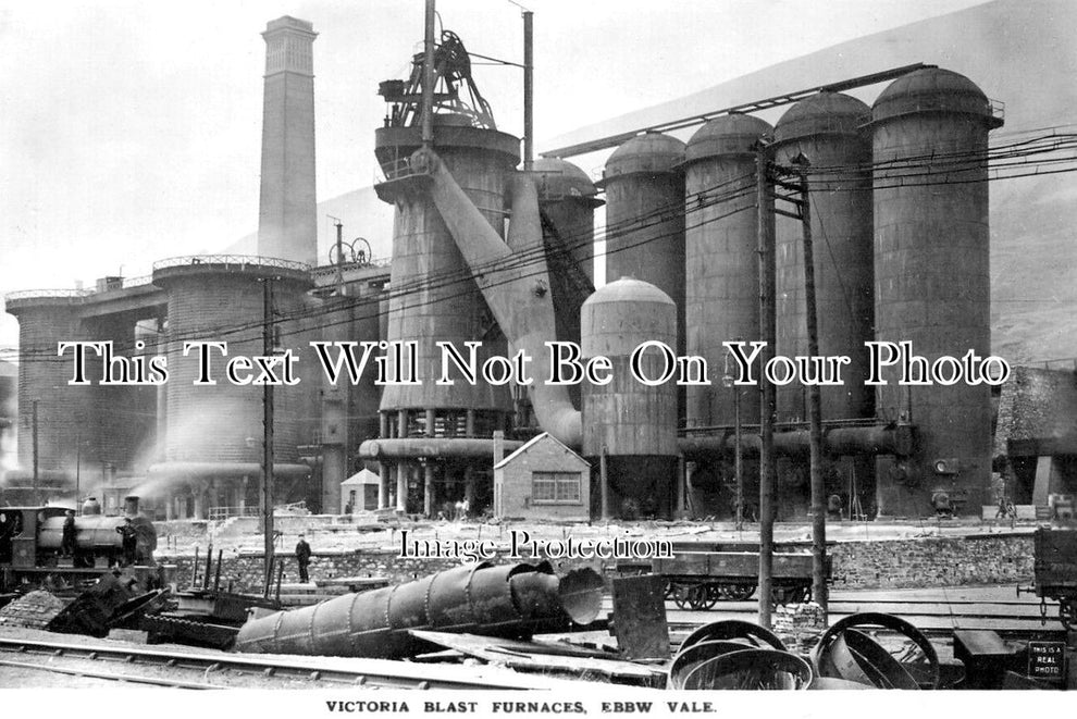 WL 675 - Victoria Blast Furnaces, Ebbw Vale, Wales – JB Archive