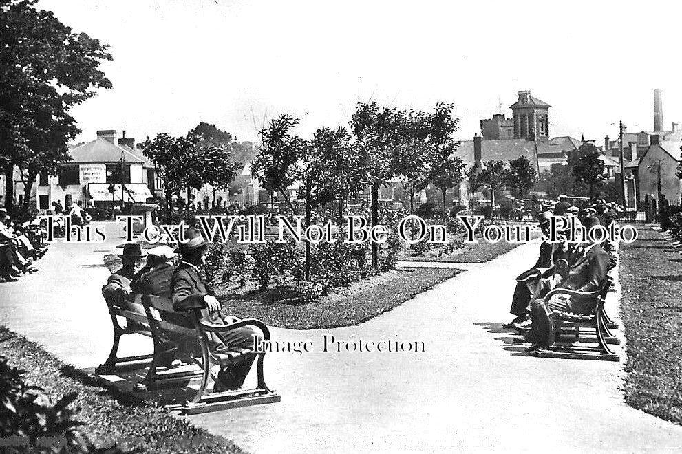 WL 7 - Town Hall Gardens, Llanelly, Wales – JB Archive